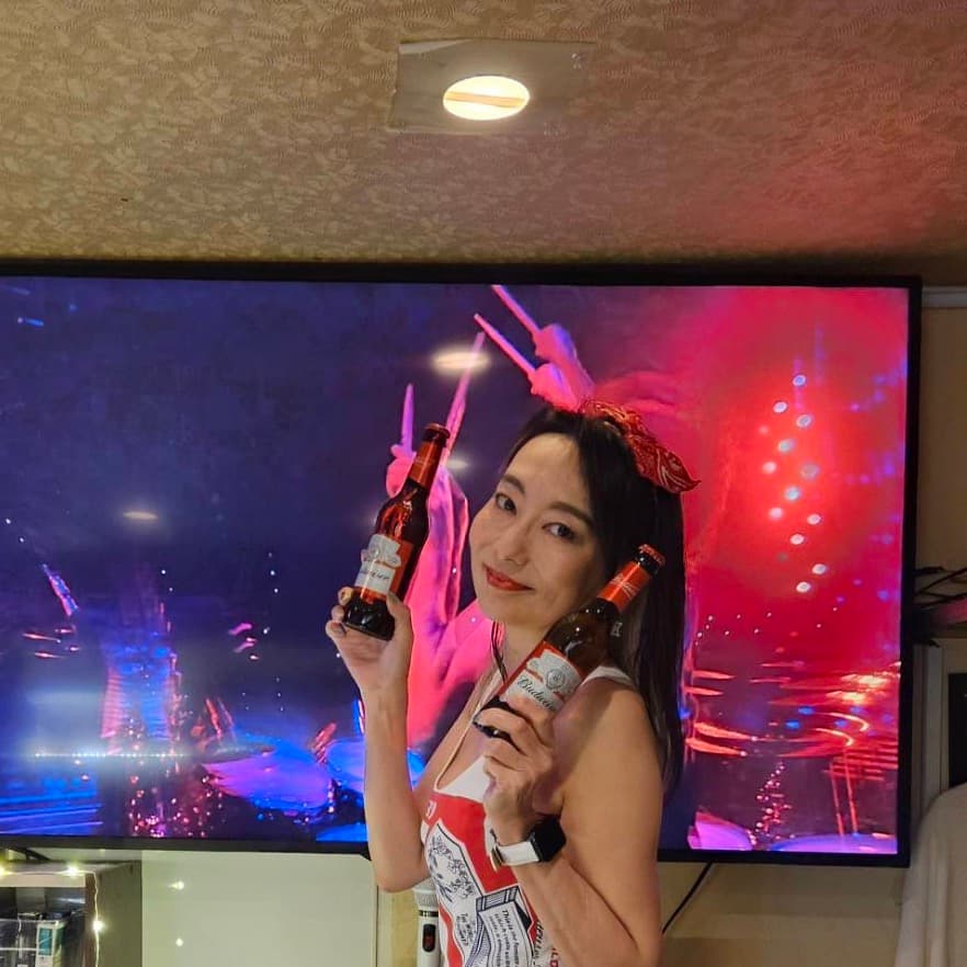 Karaoke Snackあられ-南柏-南柏駅3分｜昭和レトロな雰囲気を楽しむカラオケスナック『あられ』で飲み歌い放題！ | スナックマップ